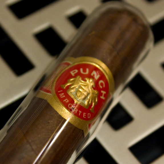 PunchCafeRoyal-4 - Cigar Reviews | Beer Pairings | Casas Fumando