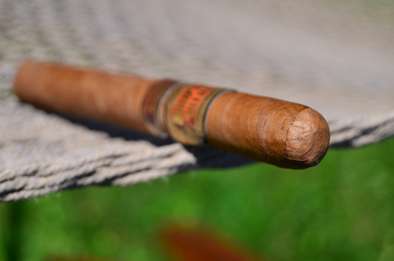 Total Flame Cigars - Dark Line (cap) - Cigar Reviews | Beer Pairings ...