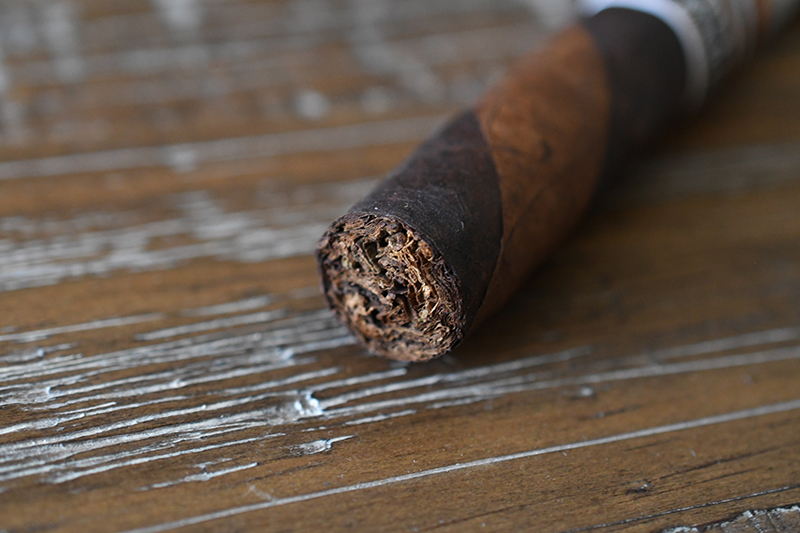 Alec Bradley Black Market Filthy Ghooligan – Cigar Reviews | Beer ...